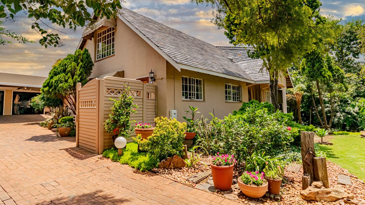 General Alberts, Randhart - YouTube