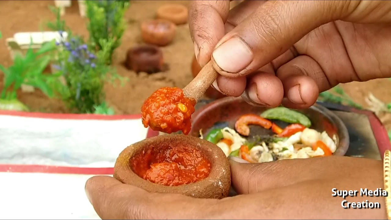 How to Make Chilli Parotta || Easy to make Chilli Parotta Spicy - YouTube