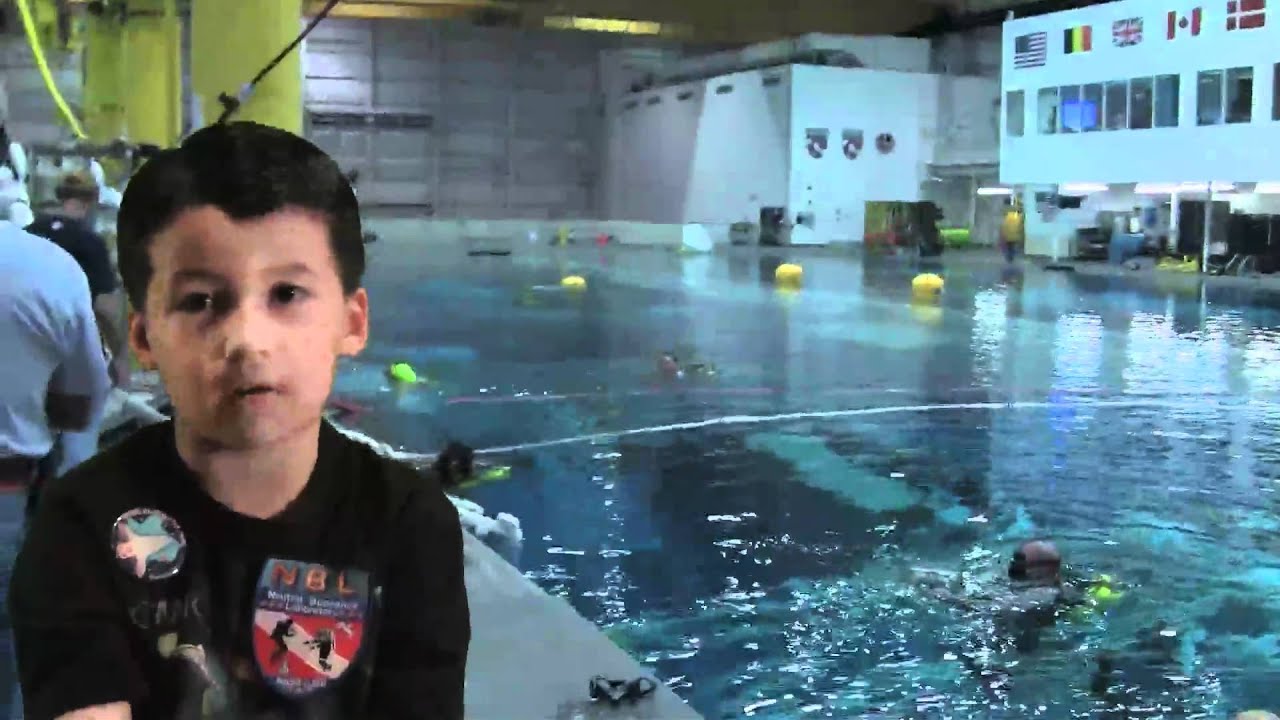 NASA Neutral Buoyancy Labratory (NBL) Tour - YouTube