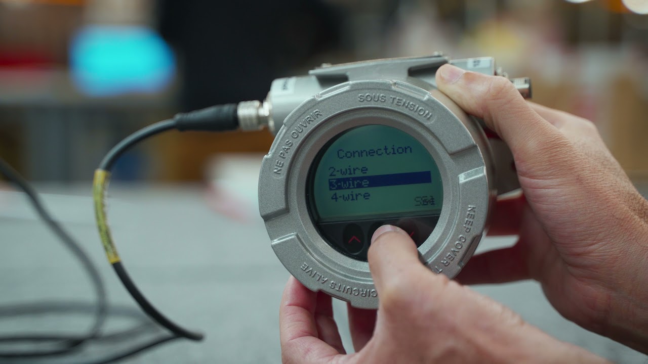 Model W: HART Temperature Transmitter with Local Display - YouTube