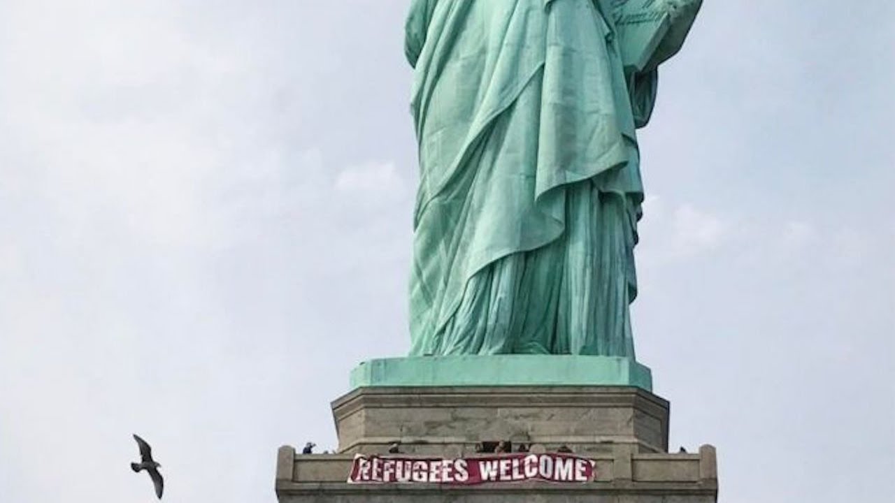 Statue Of Liberty Gets A Sweet New Sign - YouTube