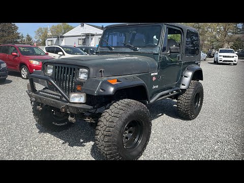 1993 Jeep Wrangler YJ 4.0L 6cyl with Manual Transmission **READY FOR THE TRAILS**