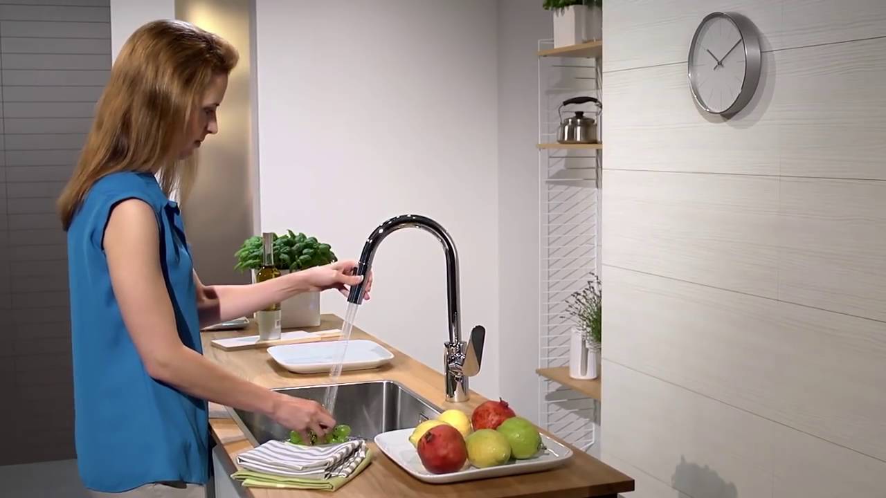 Hansgrohe Focus Single lever kitchen mixer 240 #31815000 - YouTube
