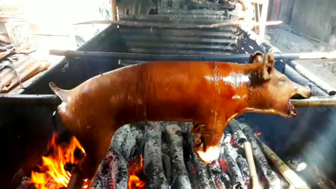 Babi Guling Juara 1- Babi Putar Manado-Minahasa Mendunia - YouTube