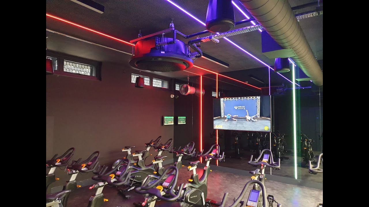 Intelligent LED Lighting Spin Studio. - YouTube