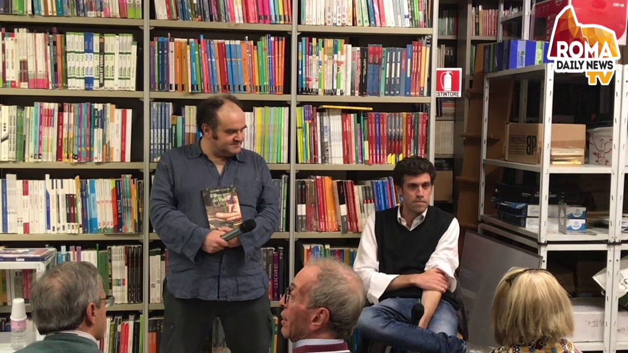 Alfredo Covelli presenta Il libro nero dei Parioli - YouTube