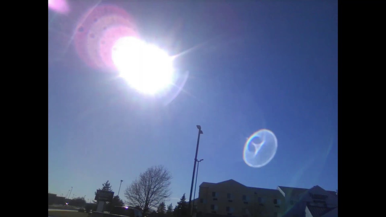 A SUN THAT LOOKS LIKE A UFO??? BIZARRE SUN IN OUR SKIES!! APRIL 2ND ...