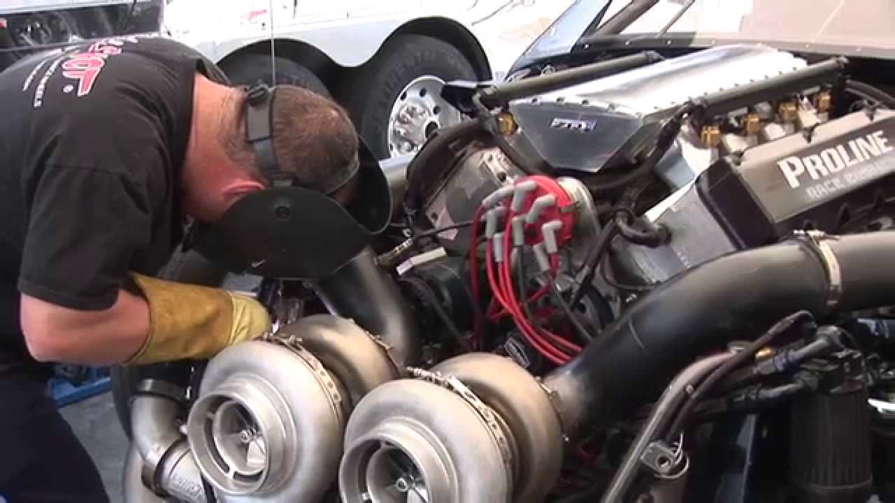 3000+ hp Twin Turbo CADILLAC vs 3000+ hp Twin Turbo CORVETTE - YouTube