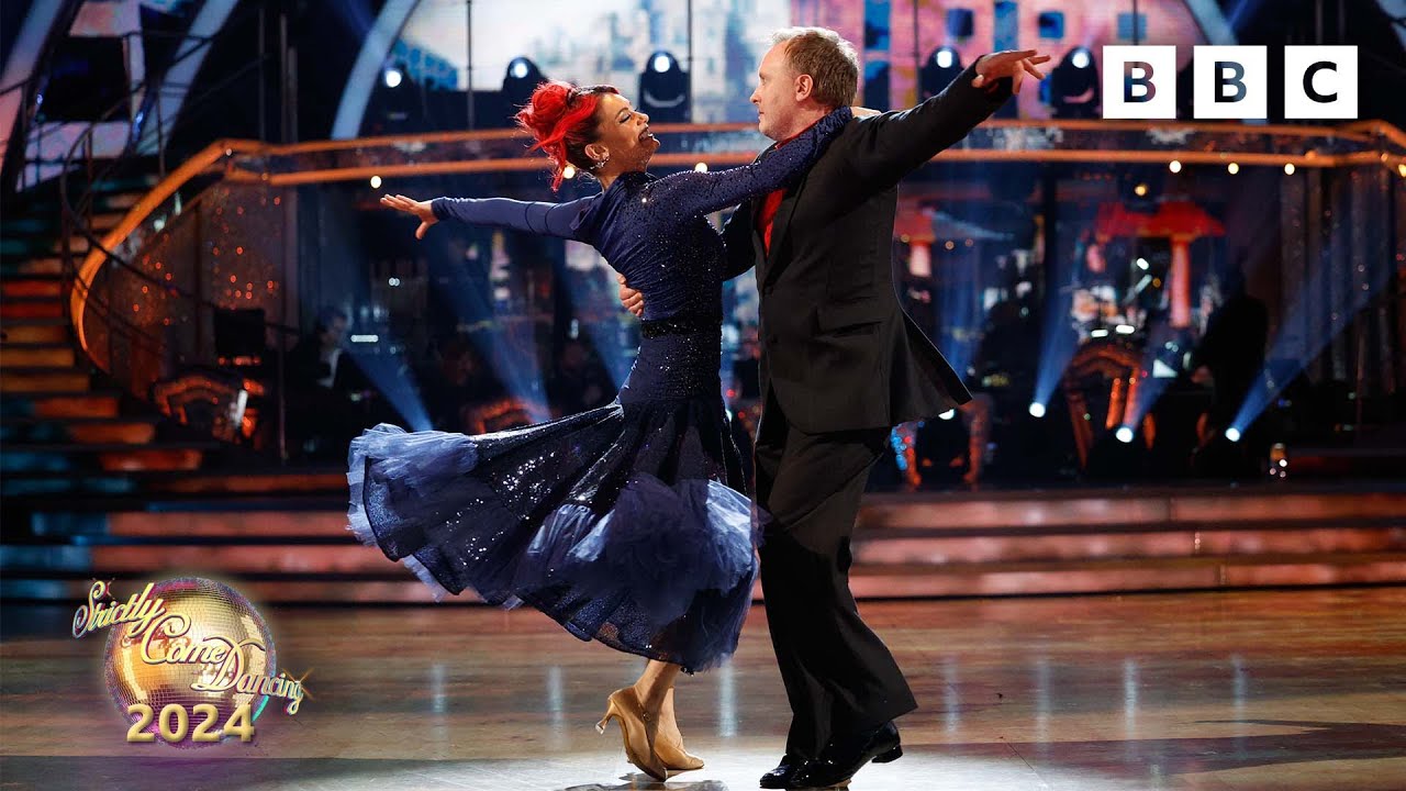 Chris McCausland and Dianne Buswell Waltz to You'll Never Walk Alone ...