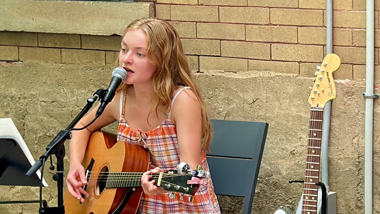 Ella Choi At Peninsula Wine Cellar 13 July 2024 4k30 - YouTube