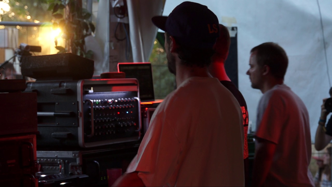 Live LEGAL SHOT SOUND SYSTEM - Dub Foundation - Reggae Sun Ska 2017 ...