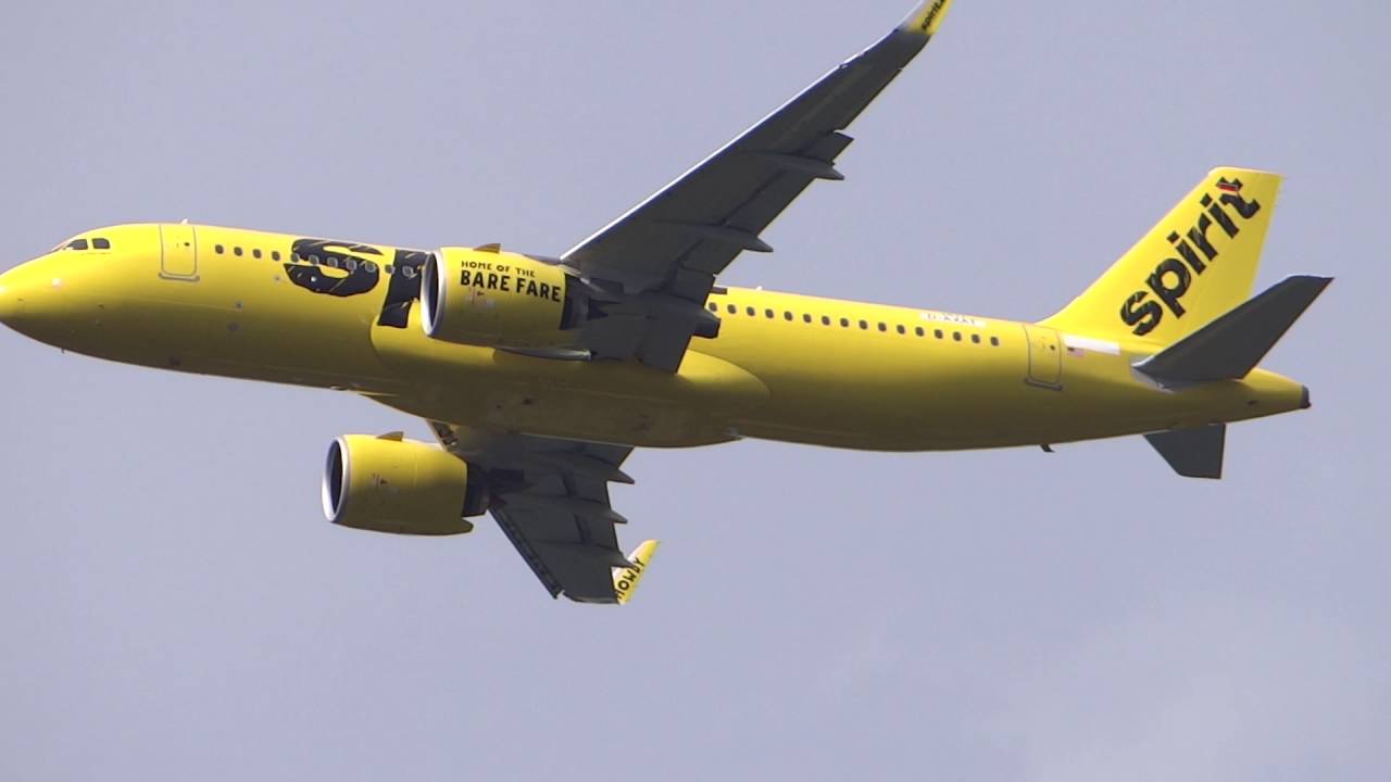 Spirit Airlines Airbus A320 Neo N901NK Landing approach Hamburg ...