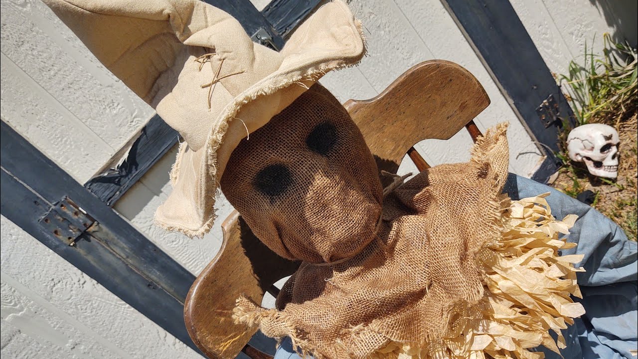 Spirit Halloween 2016 Sitting Scarecrow Animatronic Halloween Prop ...