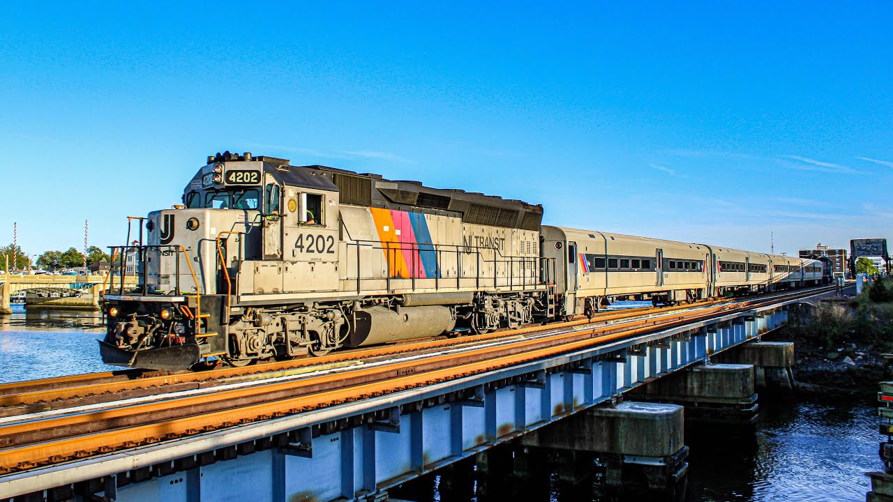 Full HD 60FPS: RARE! NJ Transit Comet III Movement on the North Jersey ...