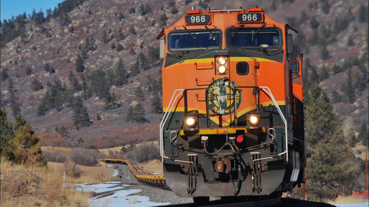 Railfanning the Colorado Joint Line w/ a H1 leader!!! - YouTube