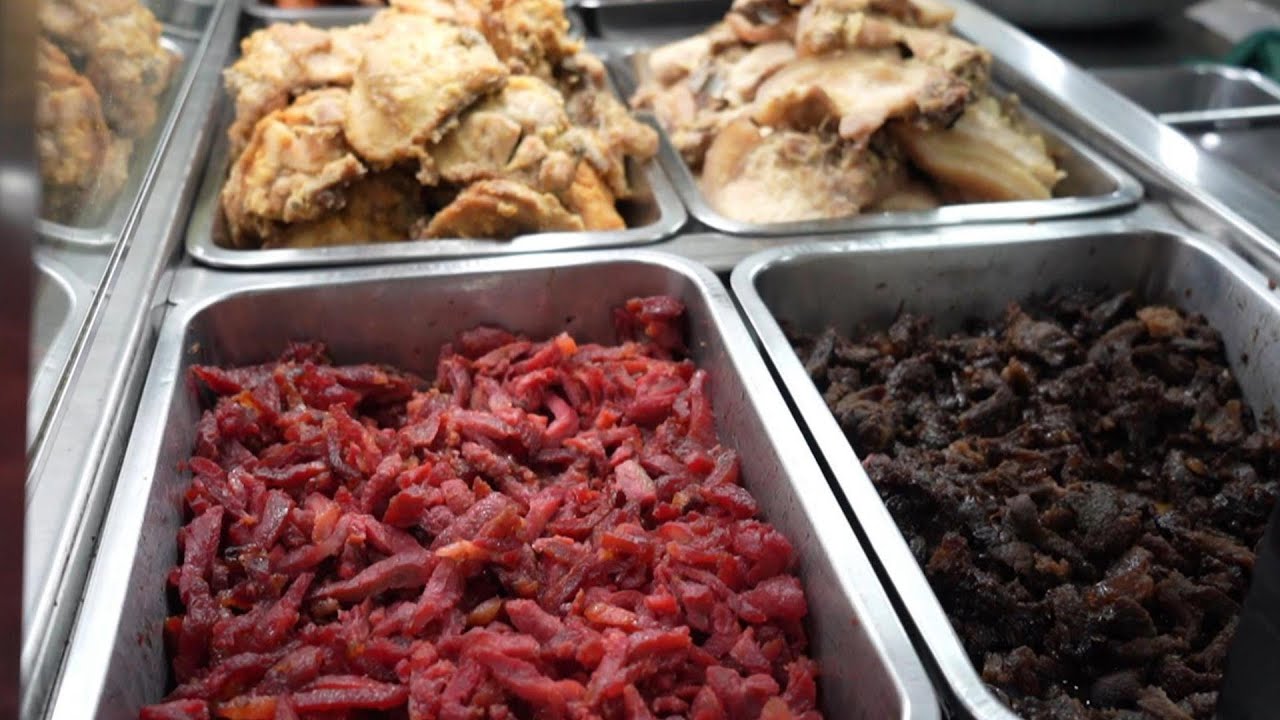 Chades Tapsilog and Lechon - YouTube