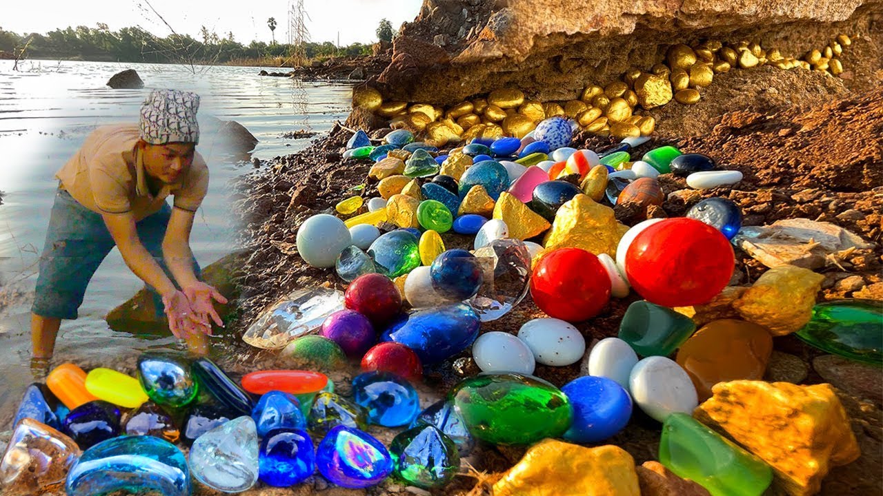 While searching for treasures, I found gold and diamonds buried ...