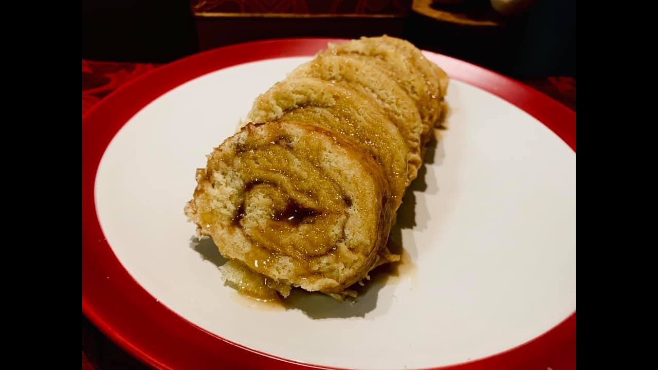 Baking Round The World: Bahamian Guava Duff! - YouTube