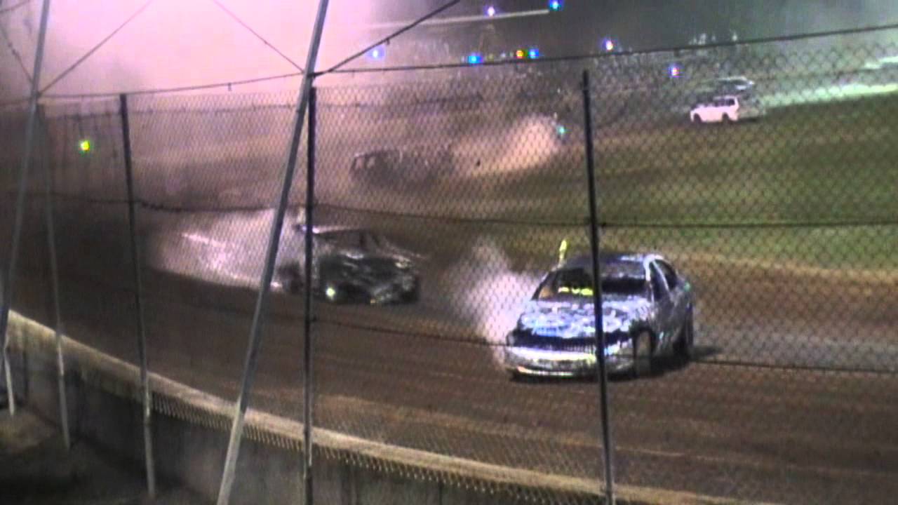 Demolition Derby - Grafton Speedway - 03.10.15 - YouTube