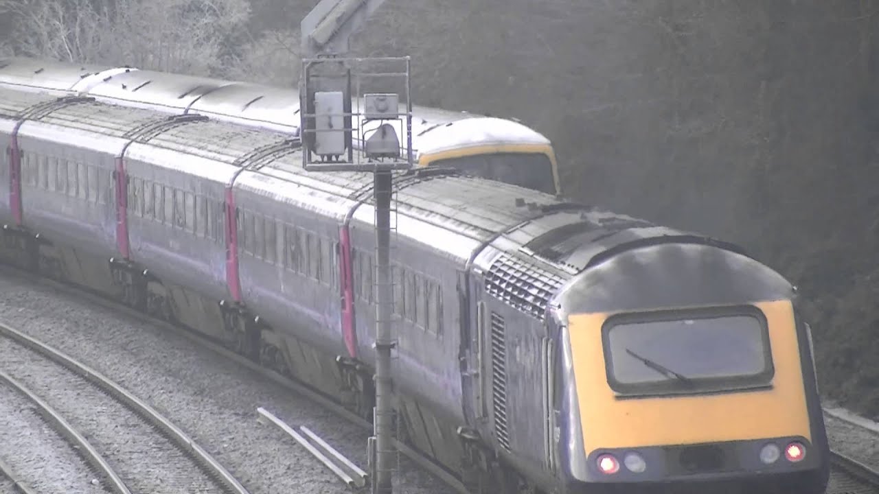 First Great Westen class 43 HST & class 166 166205 + 165 165113 - YouTube