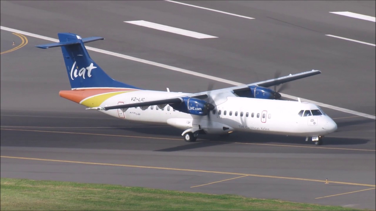 ATR 72 and 42-600 Control Tower View - YouTube