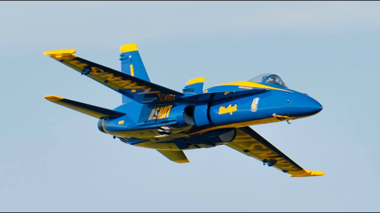 BVM F18 1/5 Blue Angels #1 - YouTube