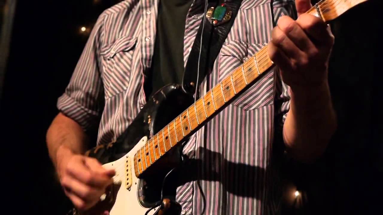 Ian Moore & The Lossy Coils -At the Crossroads - YouTube