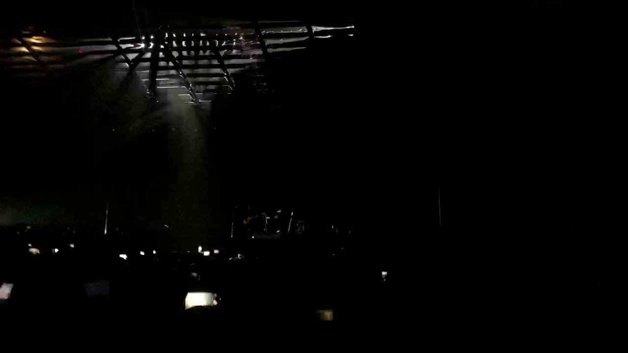 The Weeknd - Intro (Live Tokyo, Japan) - YouTube