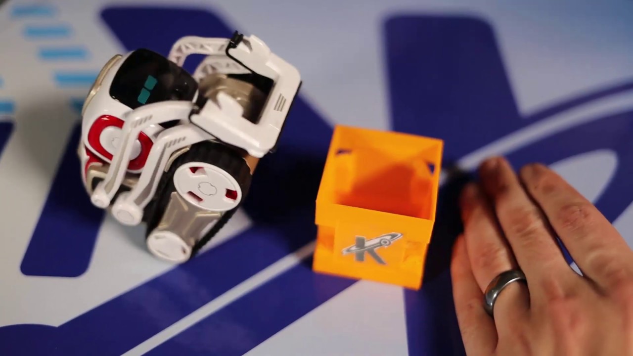 Cozmo SDK Move Lift With Python (Beginner) - YouTube