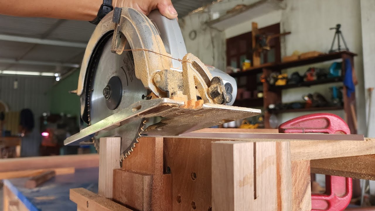 How to make a wood joint with a portable circular saw | Woodworking ...