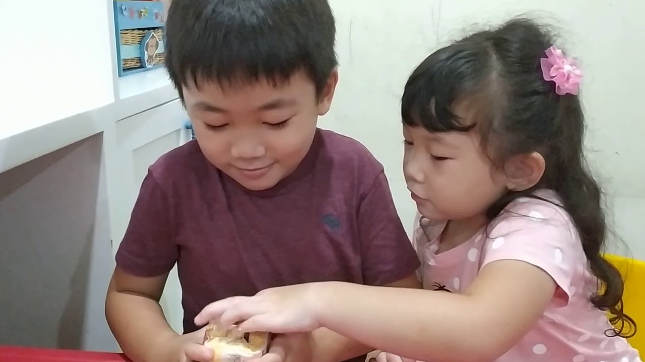 unboxing sabun lux - YouTube
