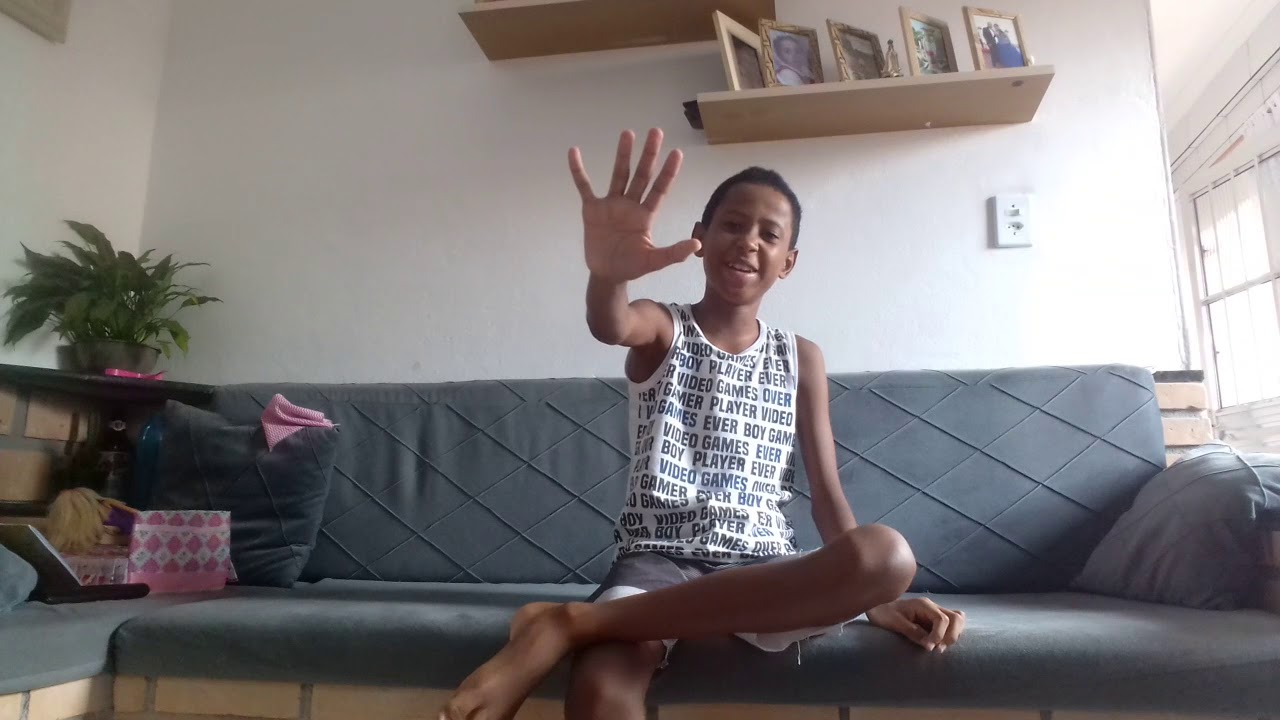 um tapa na gostosa yes bebe - YouTube