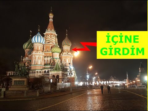 St. Basil Katedrali - 9 Klisenin Birleşiminden Oluşmakta