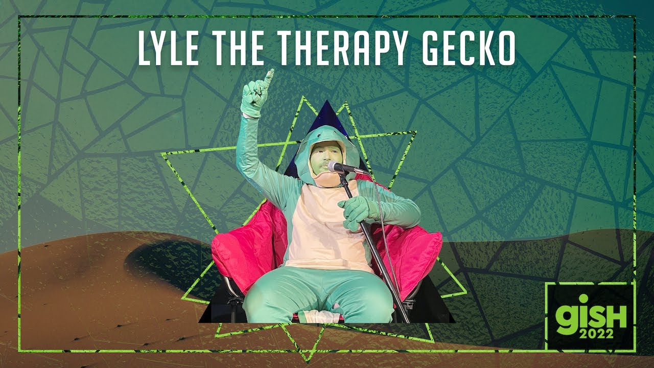GISH 2022: Lyle The Therapy Gecko! - YouTube