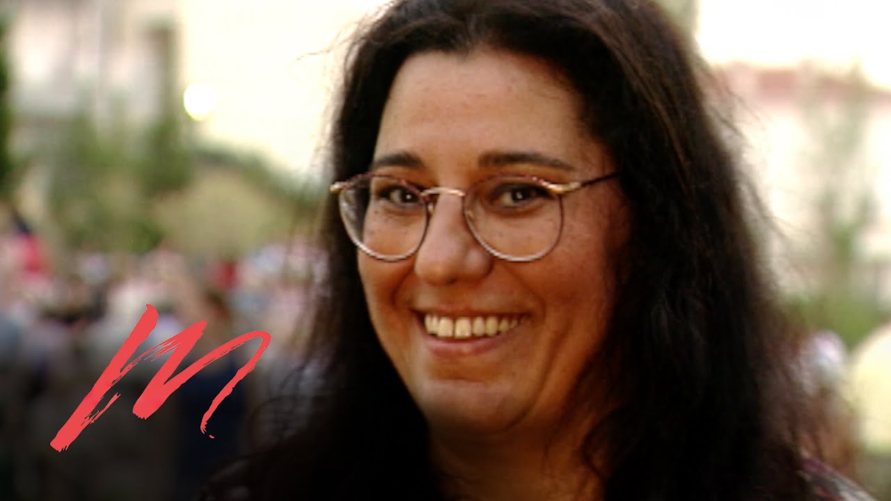 Maria Farantouri on Mikis Theodorakis (1995) - YouTube