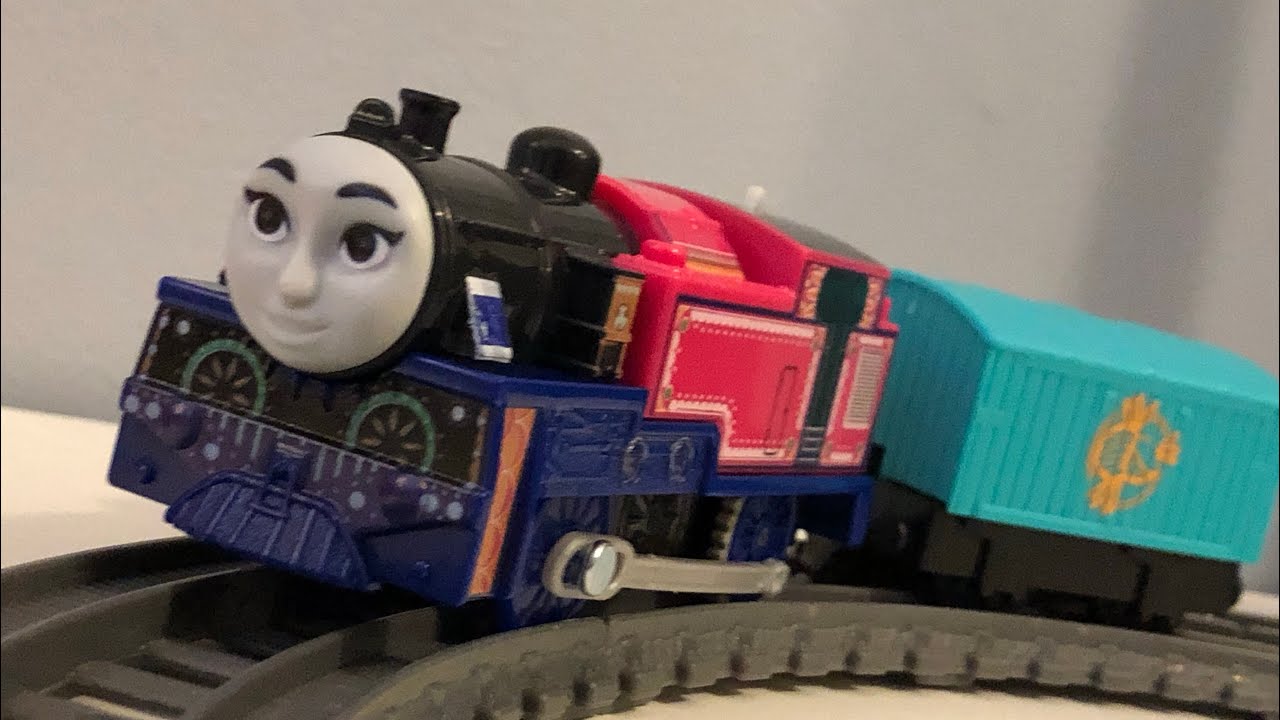 Thomas Motorized Ashima review - YouTube