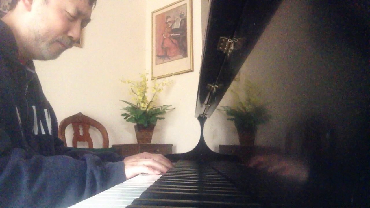 BEN XUAN / DAN CHIM VIET. Piano: NGUYEN TRONG QUOC-ANH - YouTube