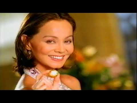 Anuncio Ferrero Rocher con Isabel Preysler (Una expresión de buen gusto) - YouTube
