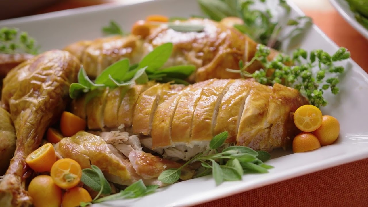 Ina Garten | Thanksgiving at Ina's - YouTube