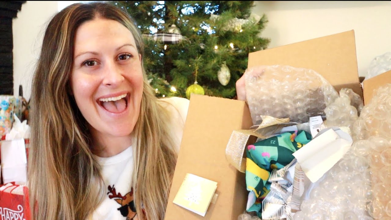 TEACHER SECRET SANTA!! 2021 - YouTube