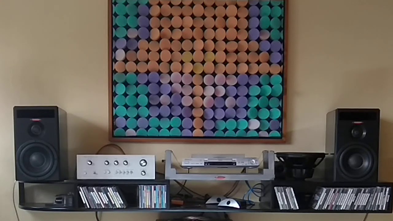 Bookshelf Labyrinth IV S4 - YouTube