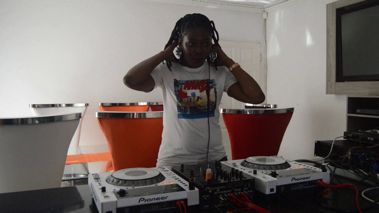 LADY X LOCKDOWN HOUSE PARTY ( ONE OF MIDDELBURG'S FINEST FEMALE DJs ...