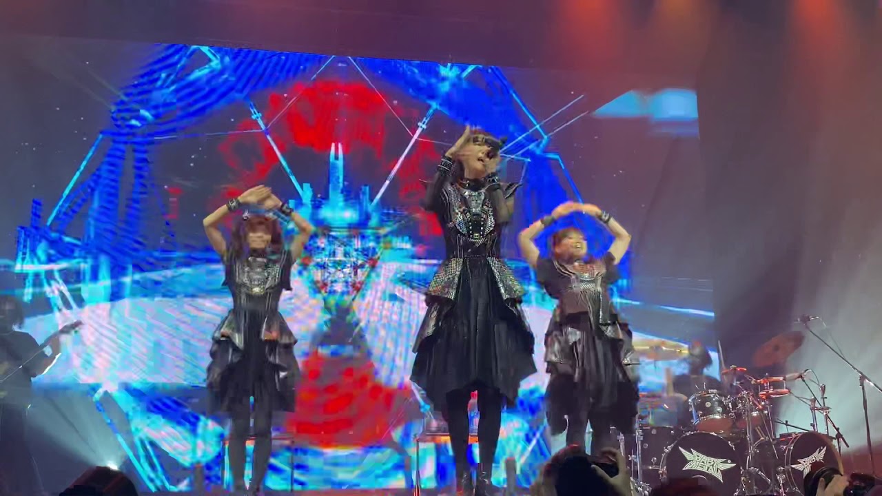BABYMETAL Da Da Dance @ MOSCOW 2020/03/01 岡崎百々子 - YouTube
