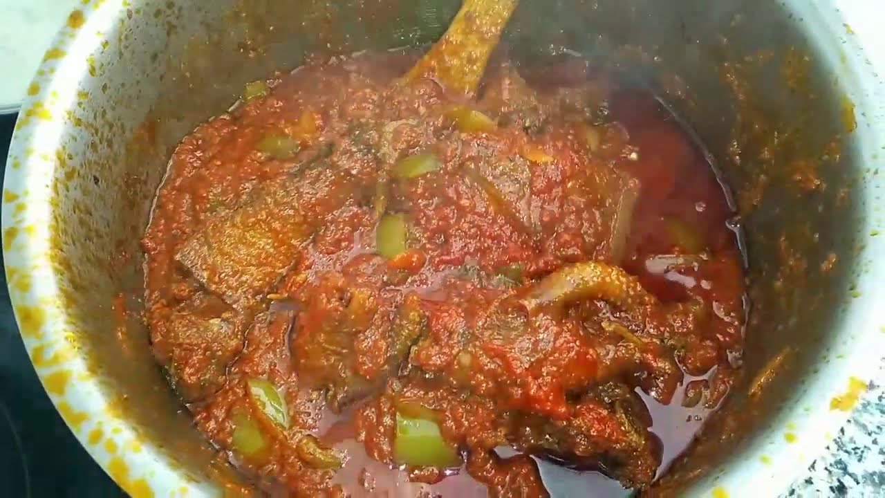 The best Chicken Stew Recipe |Ghana and Nigeria chicken stew - YouTube
