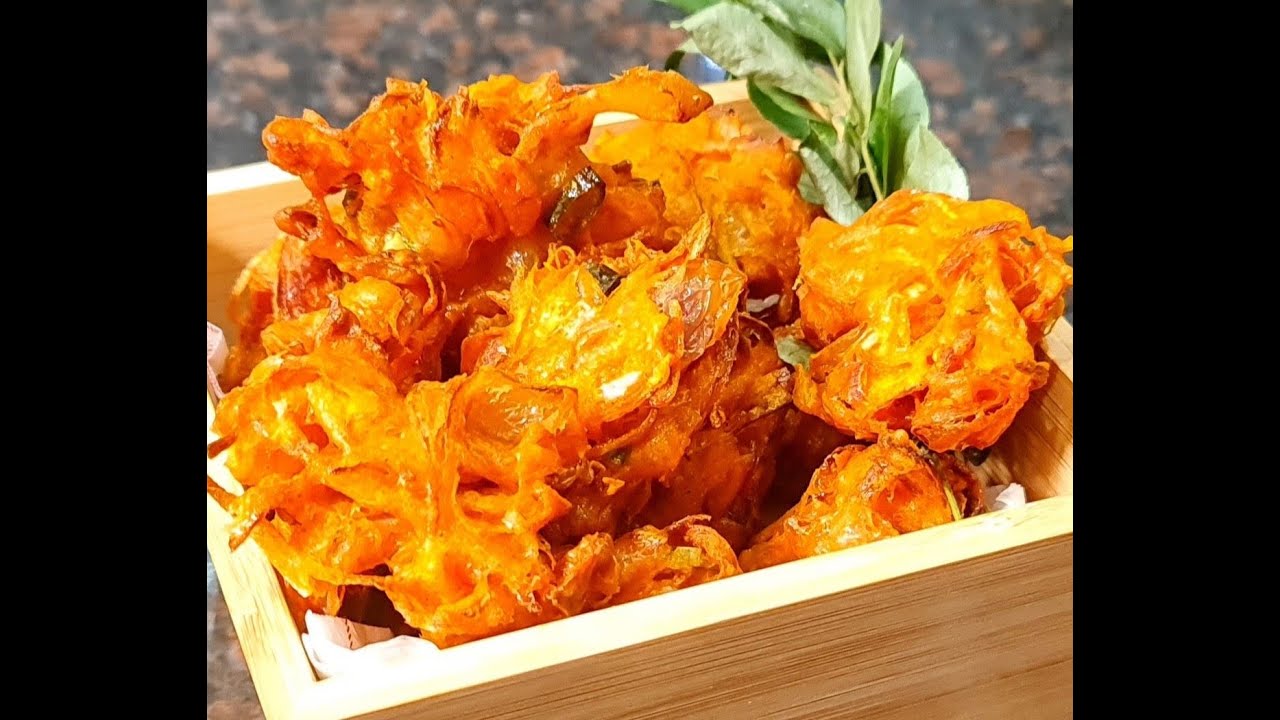 Onion bhaji/ Ulli Vada - Easy to make in 30 minutes with few ...