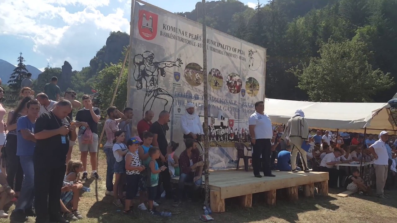 Rugova 2017. Tri dite te bukura Mehdi Berisha dhe Ansambli folklorik ...