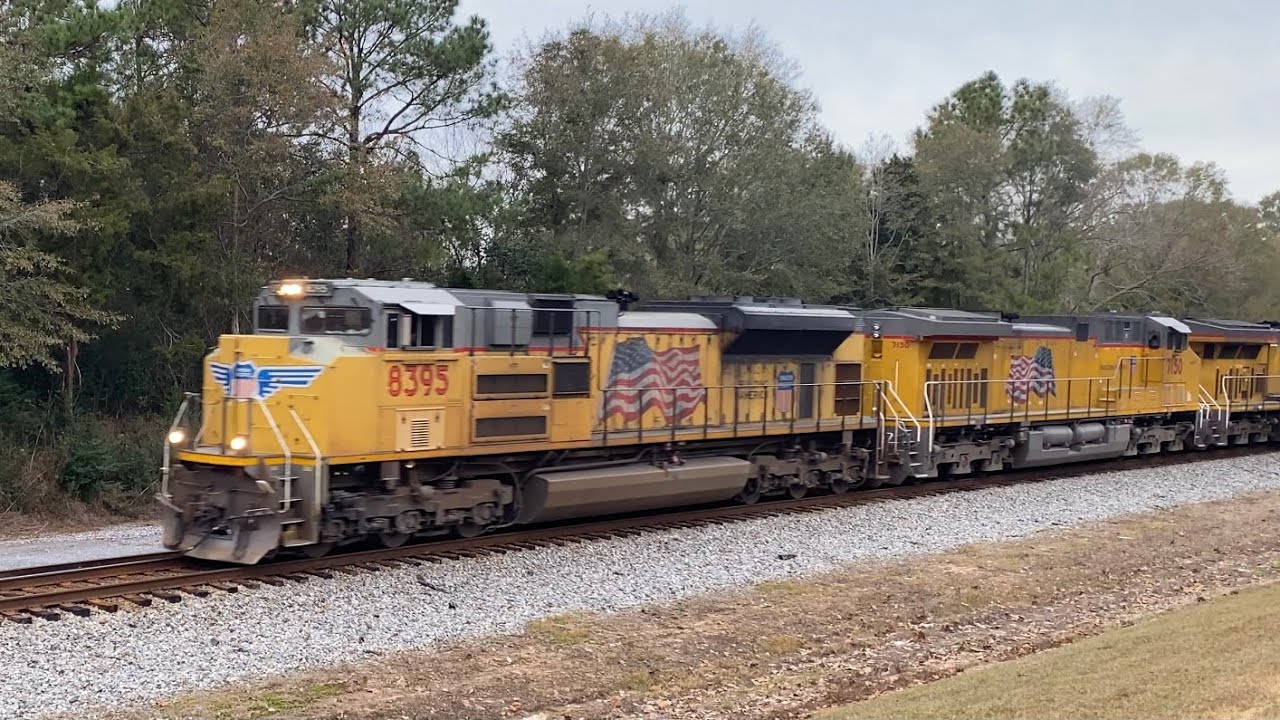 NS 345 with UP SD70ACe #8395 Leading in Purvis, MS! - YouTube