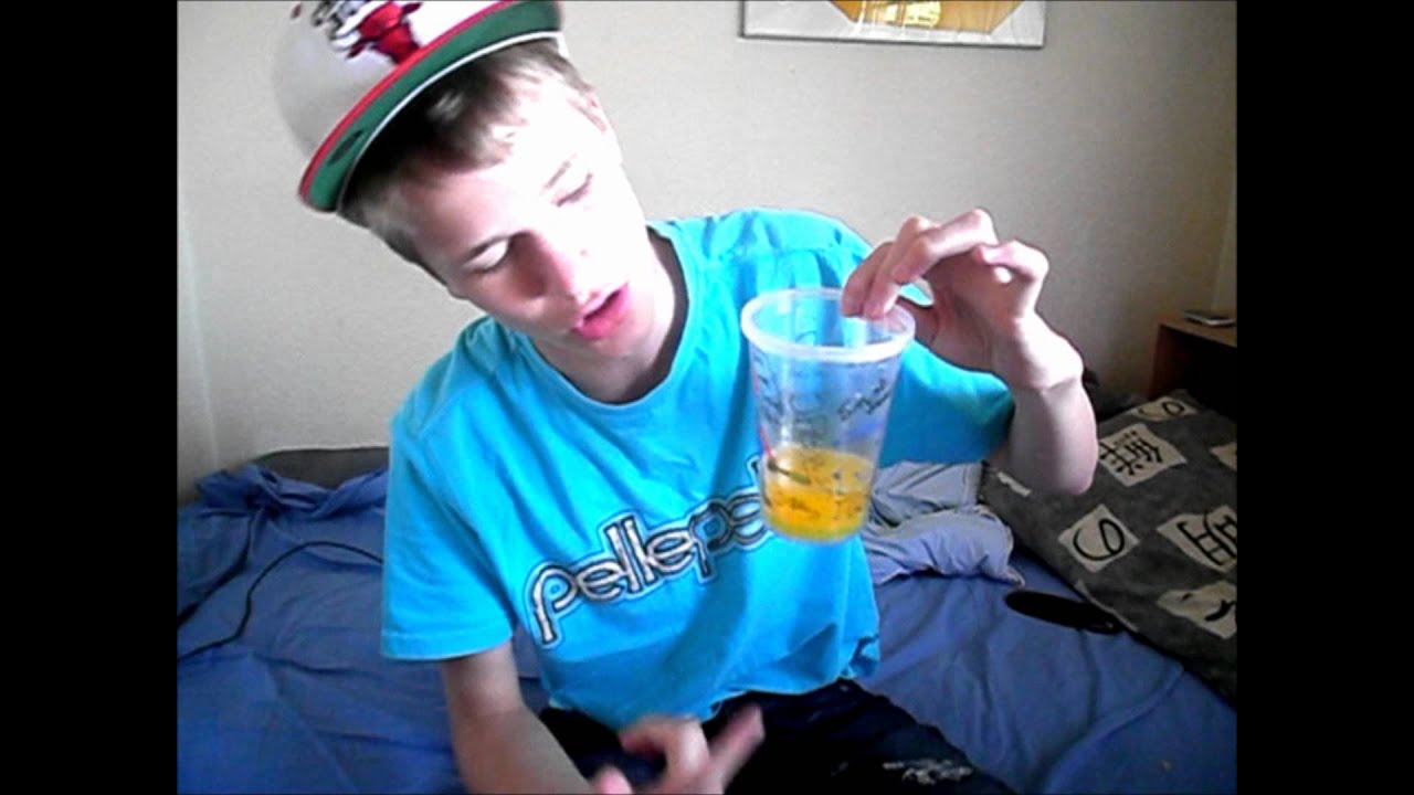 Mario Smoking weed [swag] - YouTube