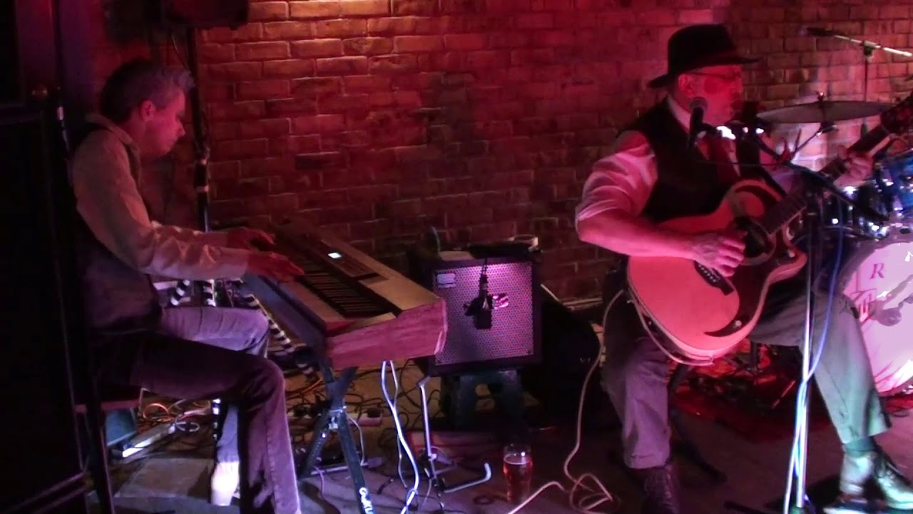 Booga Red Live at Blues In The City - What I Wouldn't Give To Be You ...