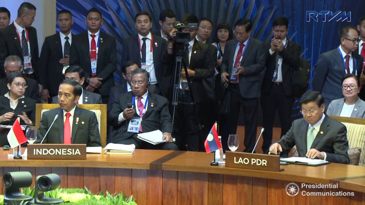 30th ASEAN Summit Plenary Session 4/29/2017 - YouTube